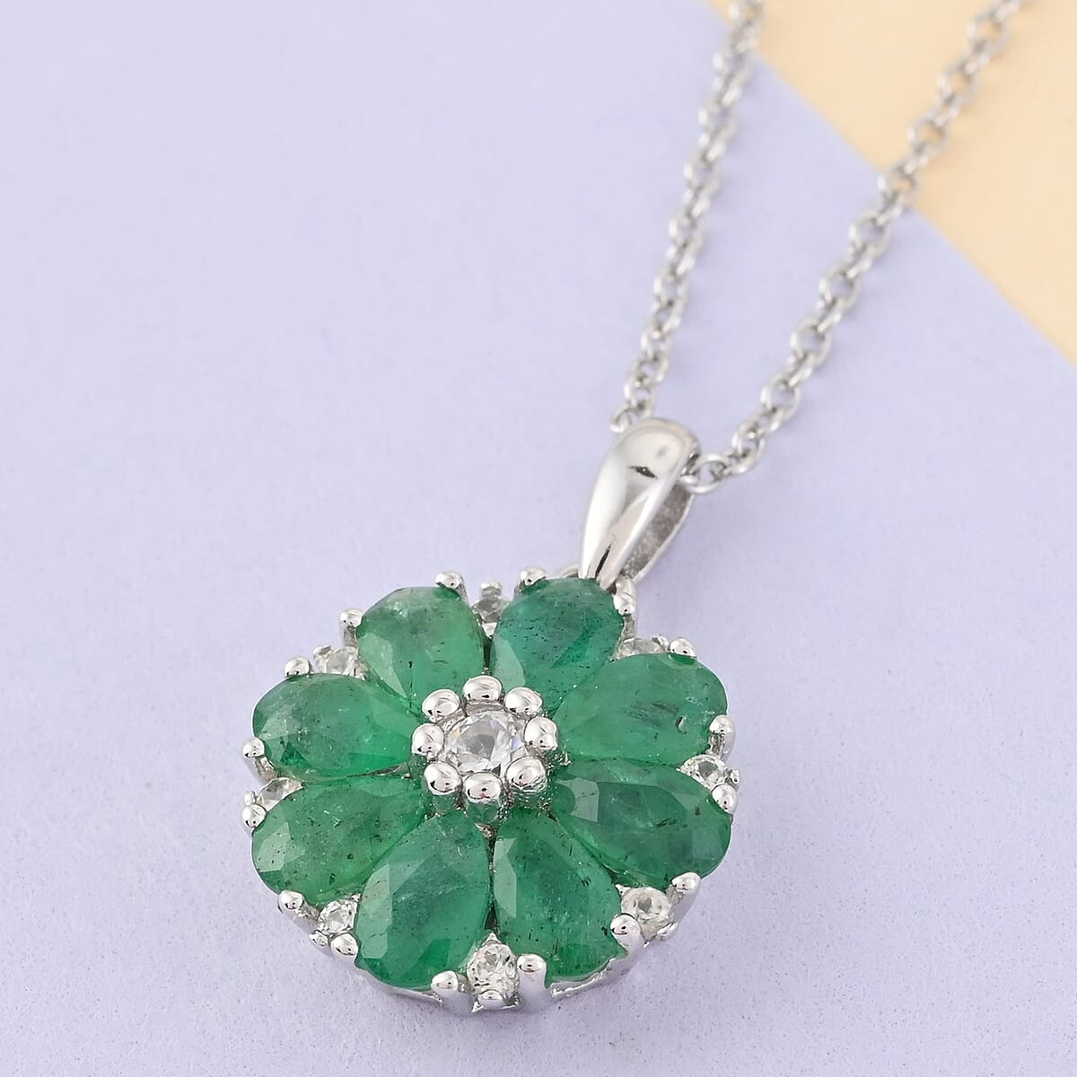 Mother's day jewelry AAA Kagem Emerald Flower Pendant Necklace (18 ...
